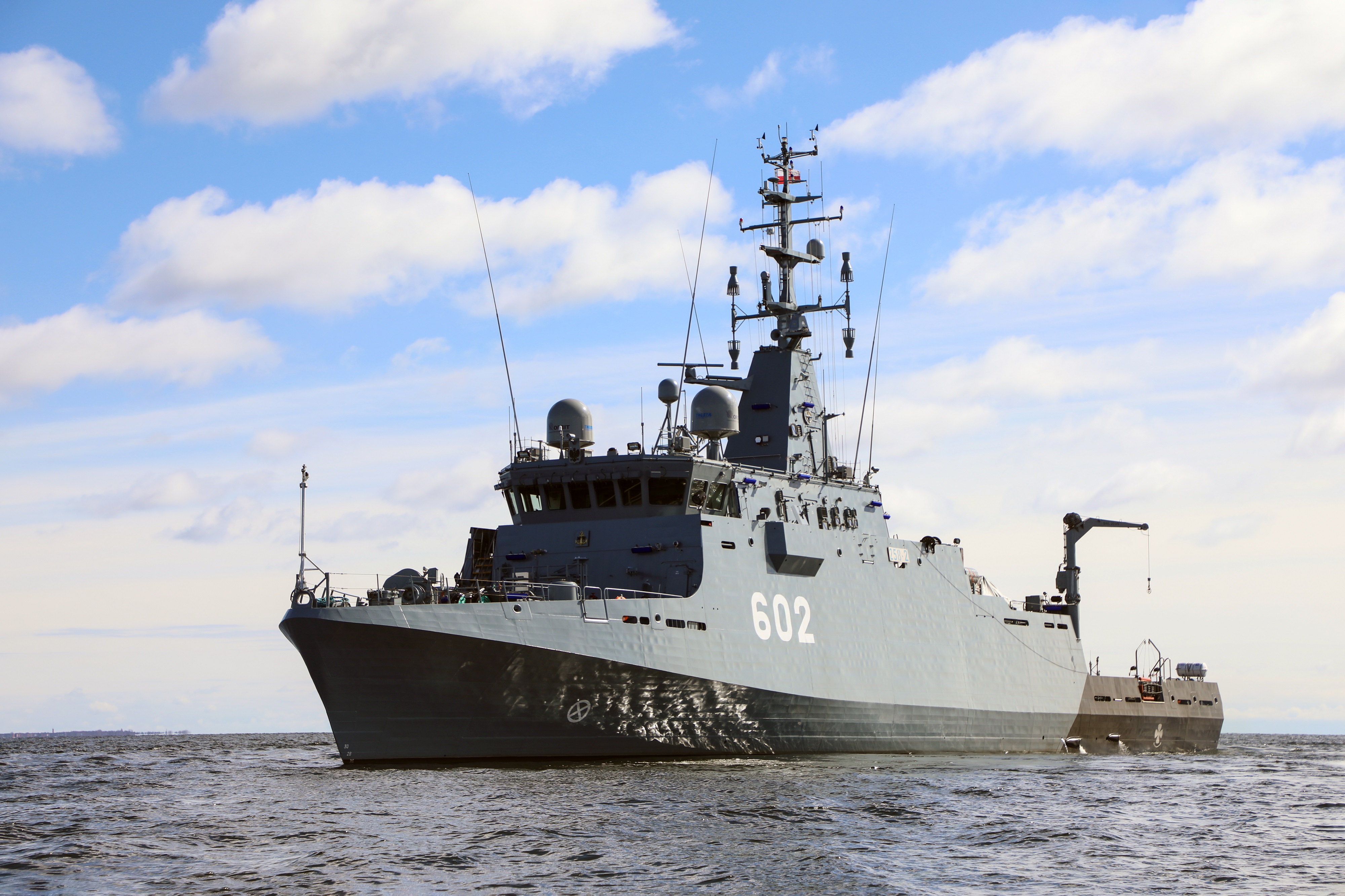 Uroczystość pierwszego podniesienia bandery na ORP Albatros - 8FOW