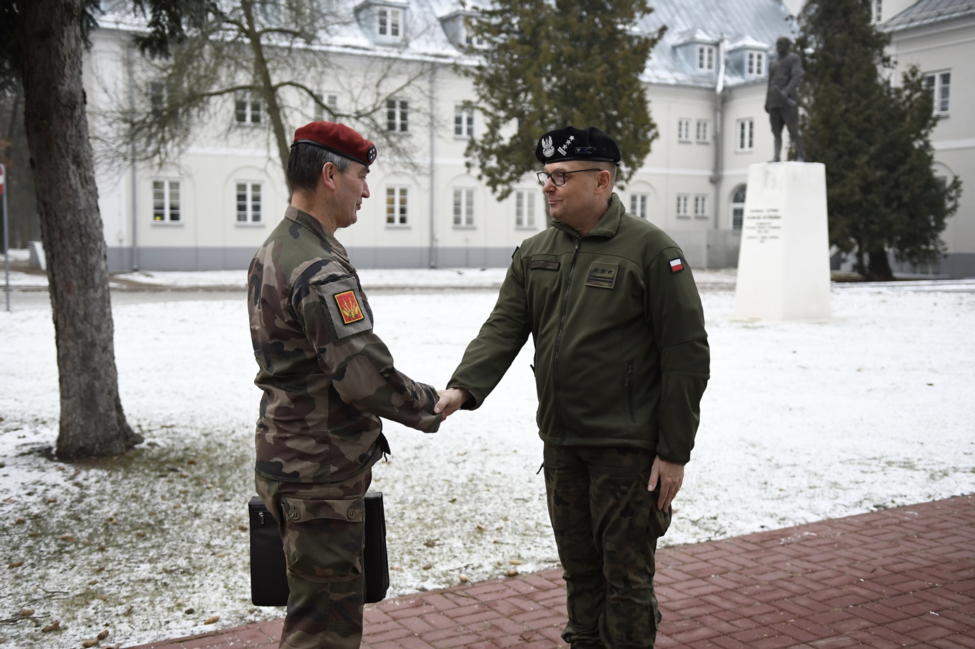 Generał broni Bertrand Toujouse z wizytą w Akademii - ASzWoj