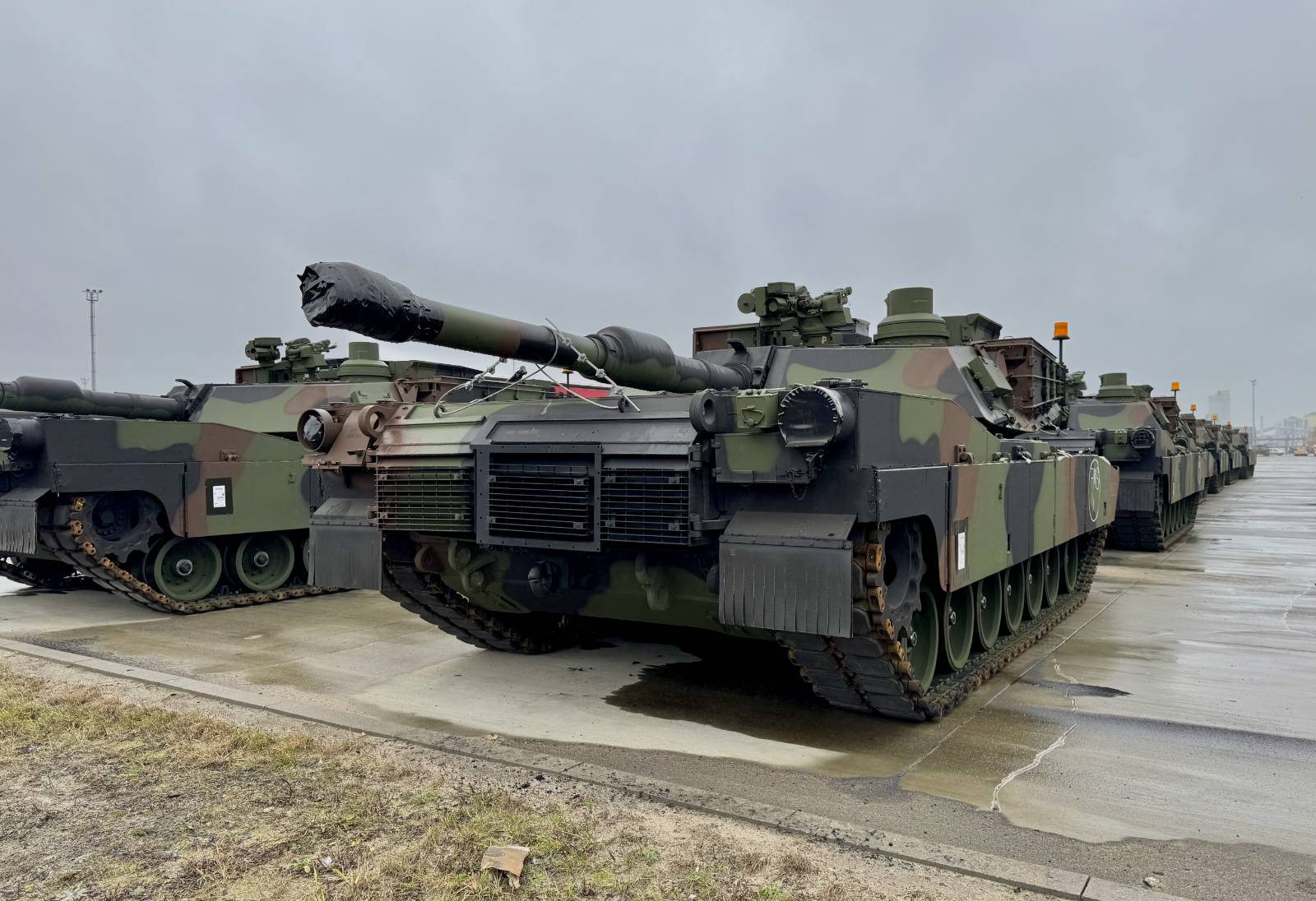 Nowe Abramsy już w Polsce - AU