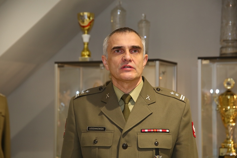 Kolejne awanse w AWL - AWL