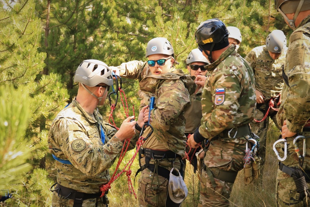 Basic Small Unit Leader Course - en