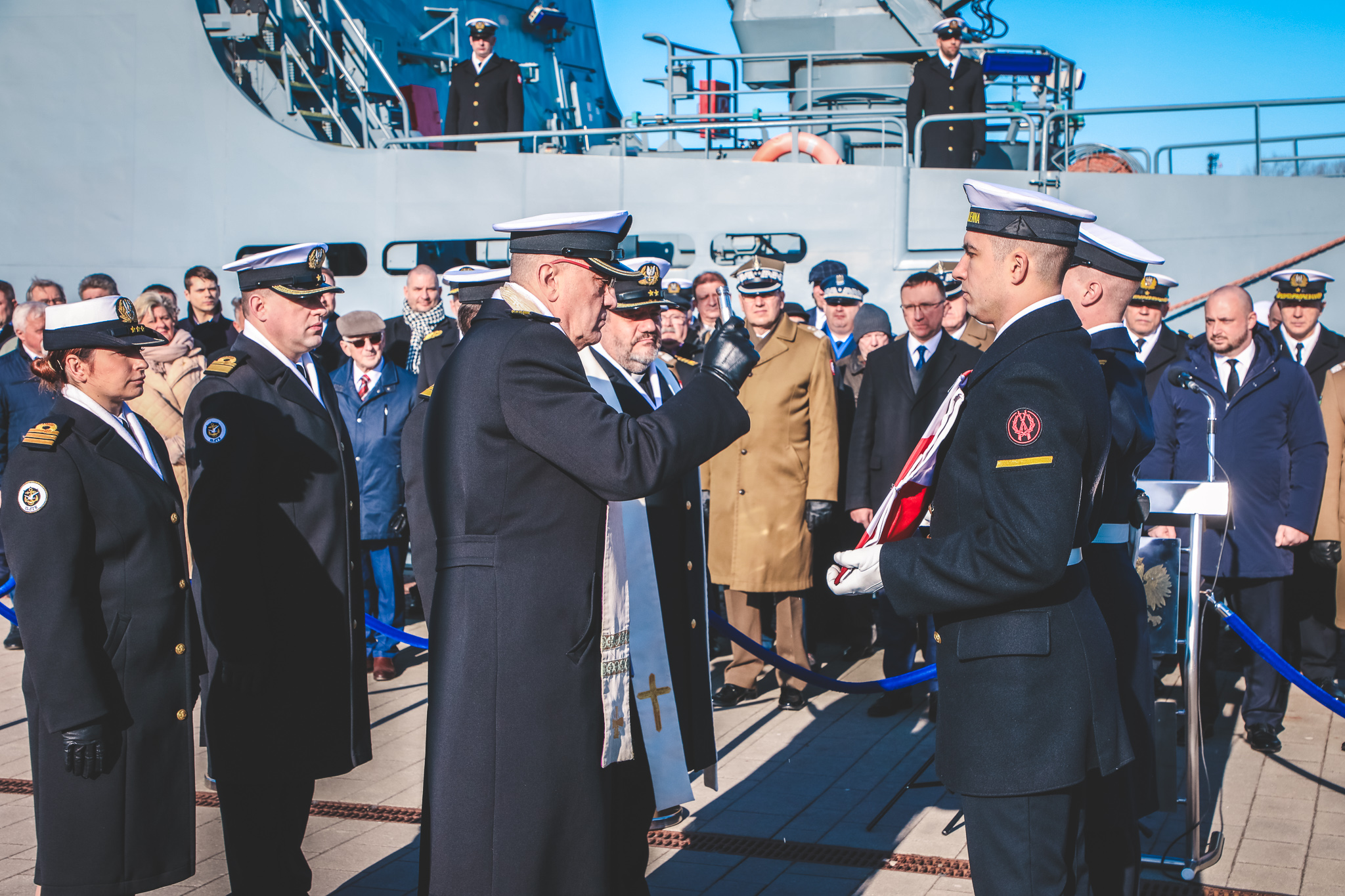 Pierwsze podniesienie bandery wojennej na ORP Mewa - DGRSZ