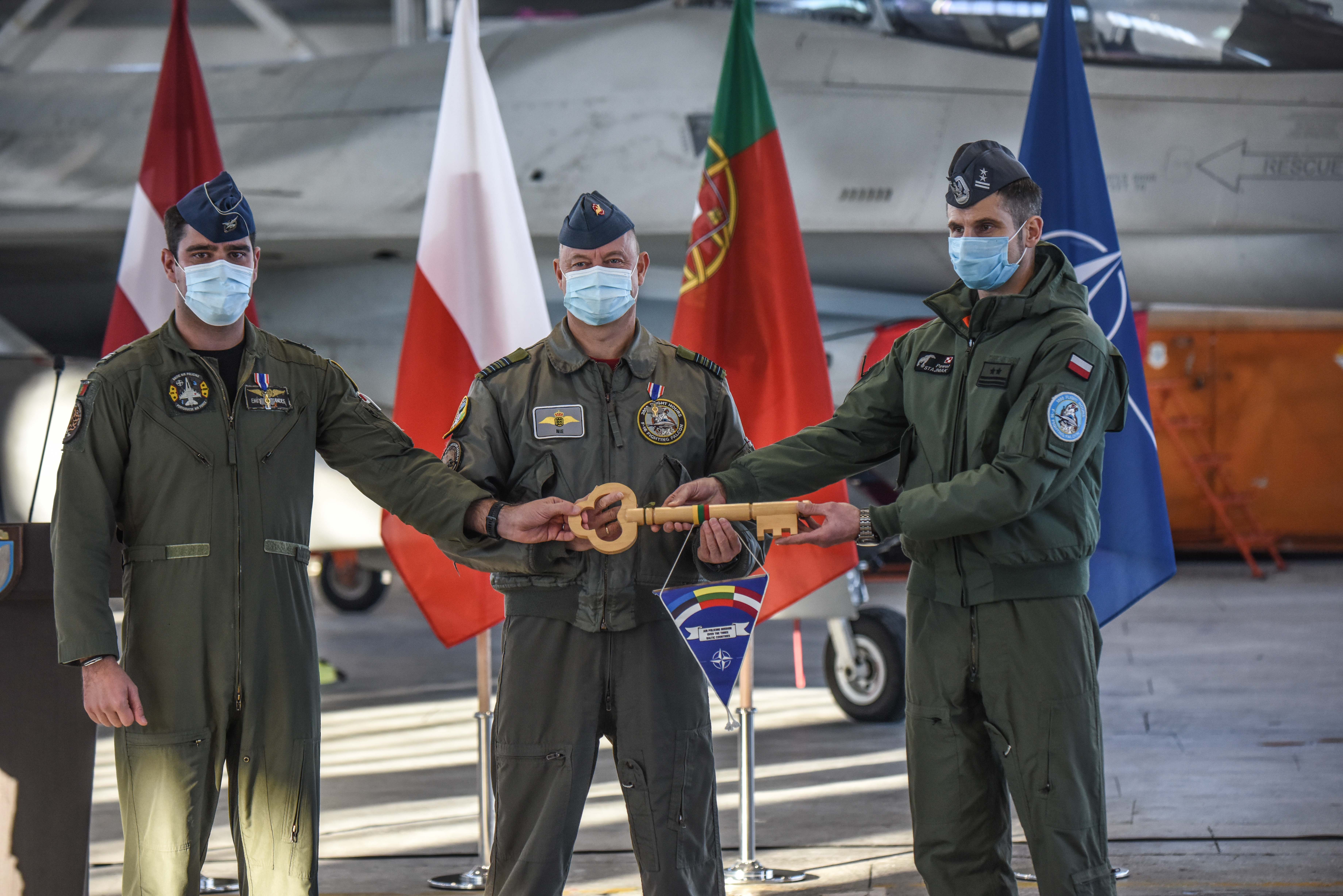 Zmiana kontyngentów wojskowych realizujących misję NATO Air Policing ...