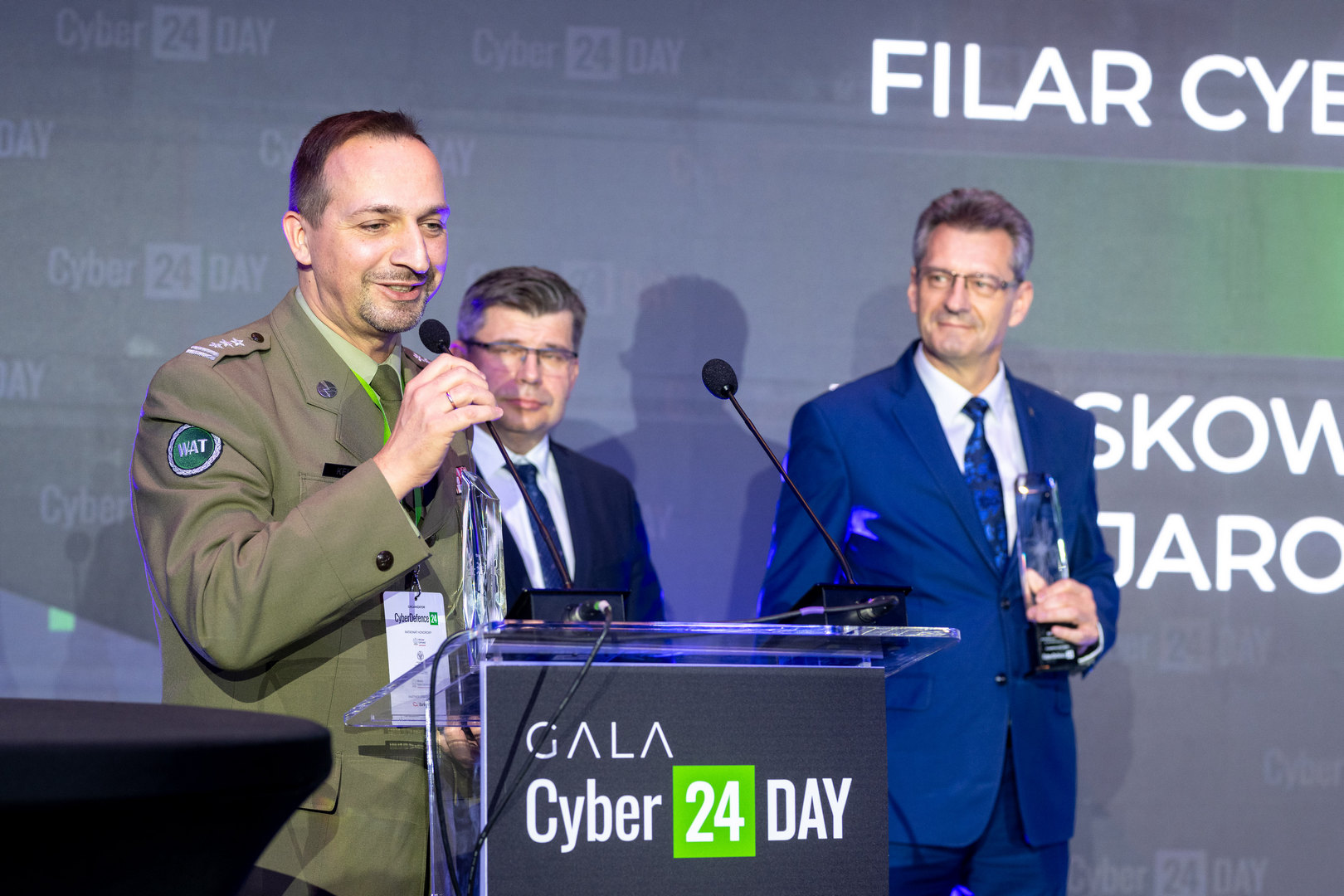 WAT z nagrodą „Filary Cyberbezpieczeństwa” od CyberDefence24 - Wojskowa ...
