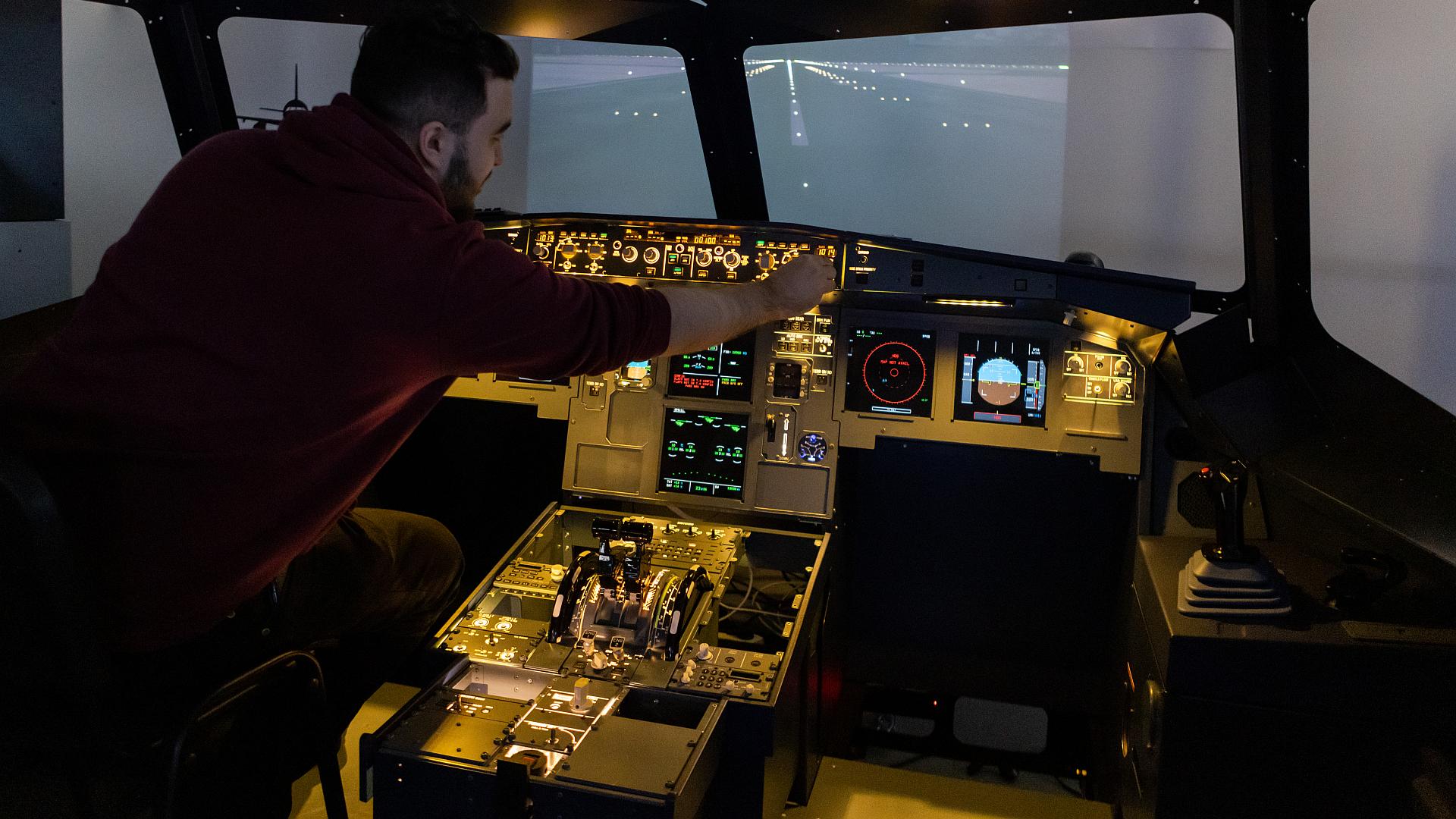 Lotnictwo i kosmonautyka - Wojskowa Akademia Techniczna