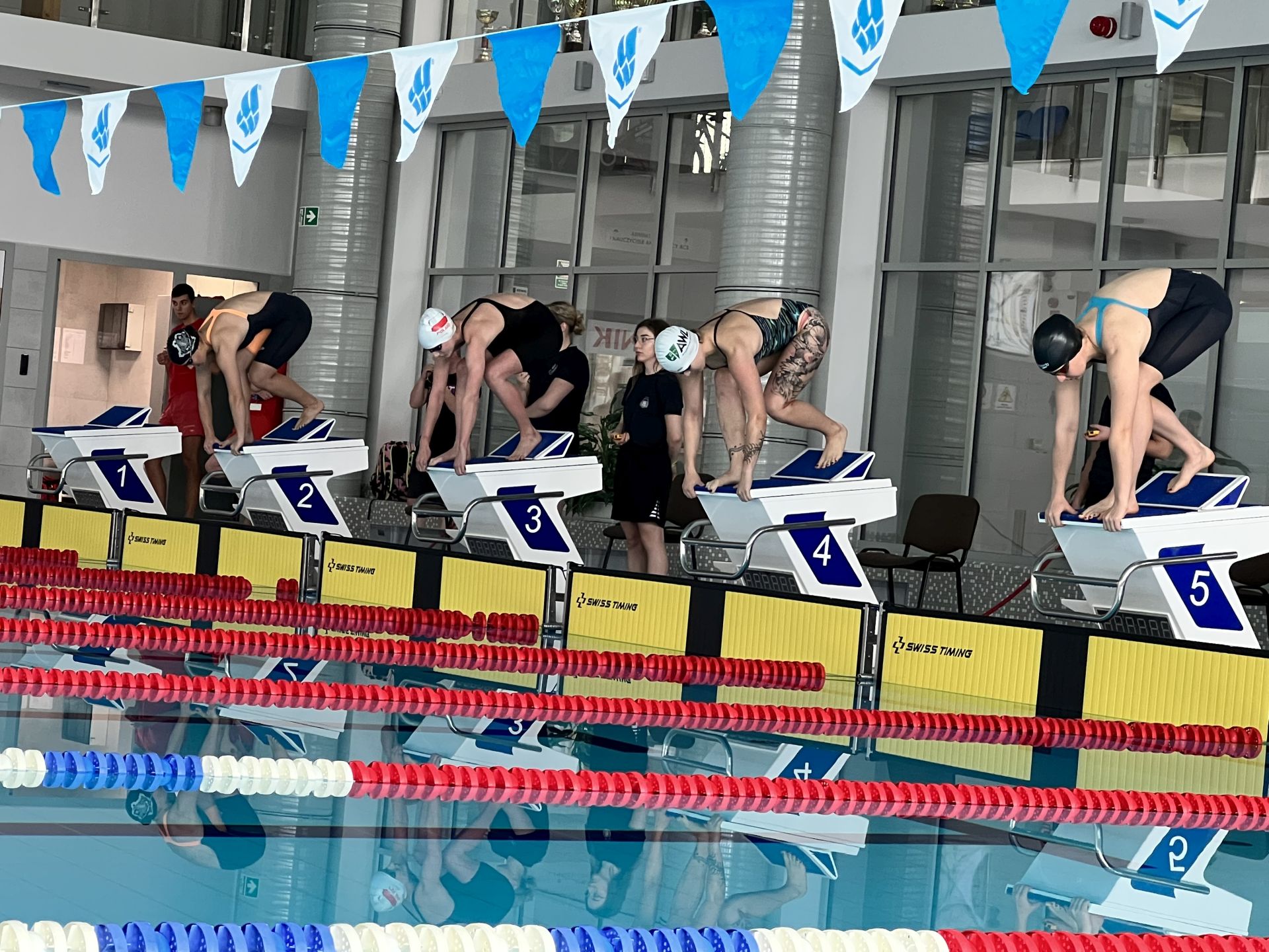 Złoto w pływaniu - Wojskowa Akademia Techniczna