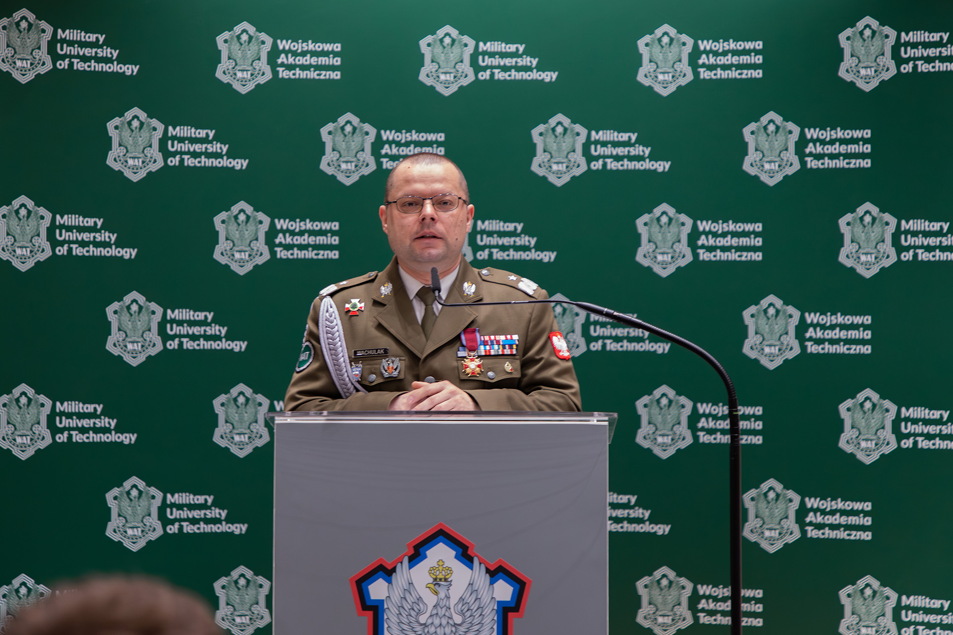 Promocja oficerska 16 absolwentów WAT - Wojskowa Akademia Techniczna