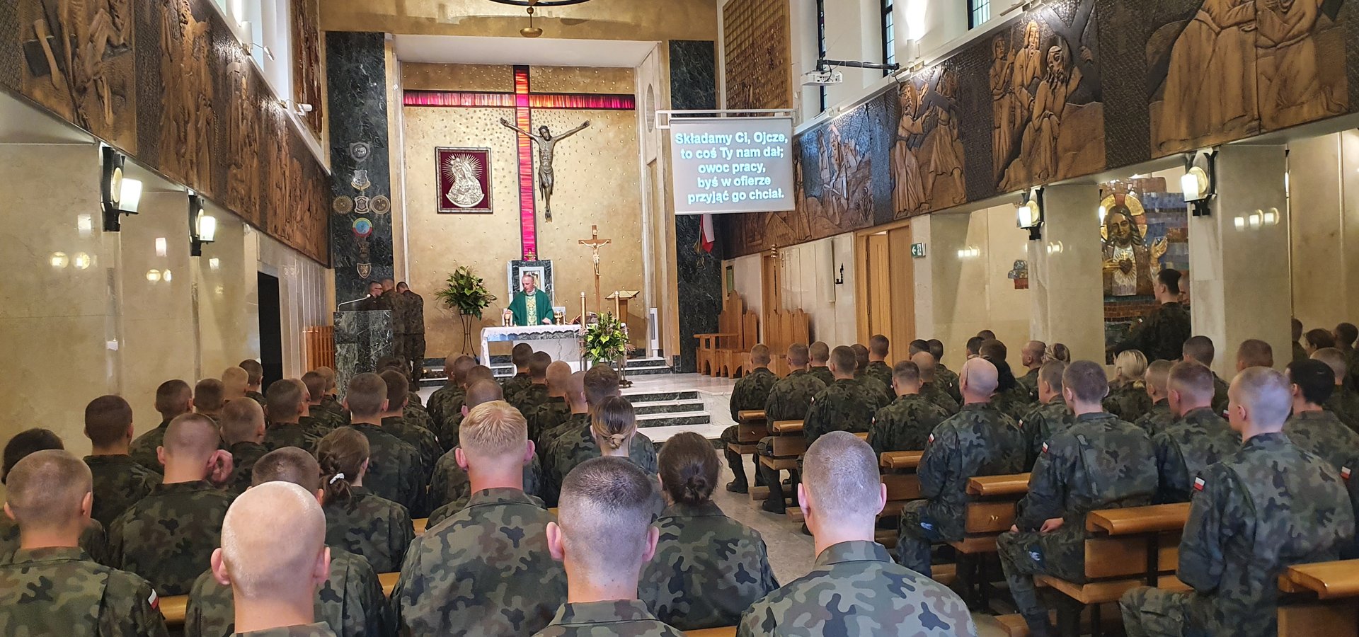 Msza Święta dla podchorążych WAT - Wojskowa Akademia Techniczna